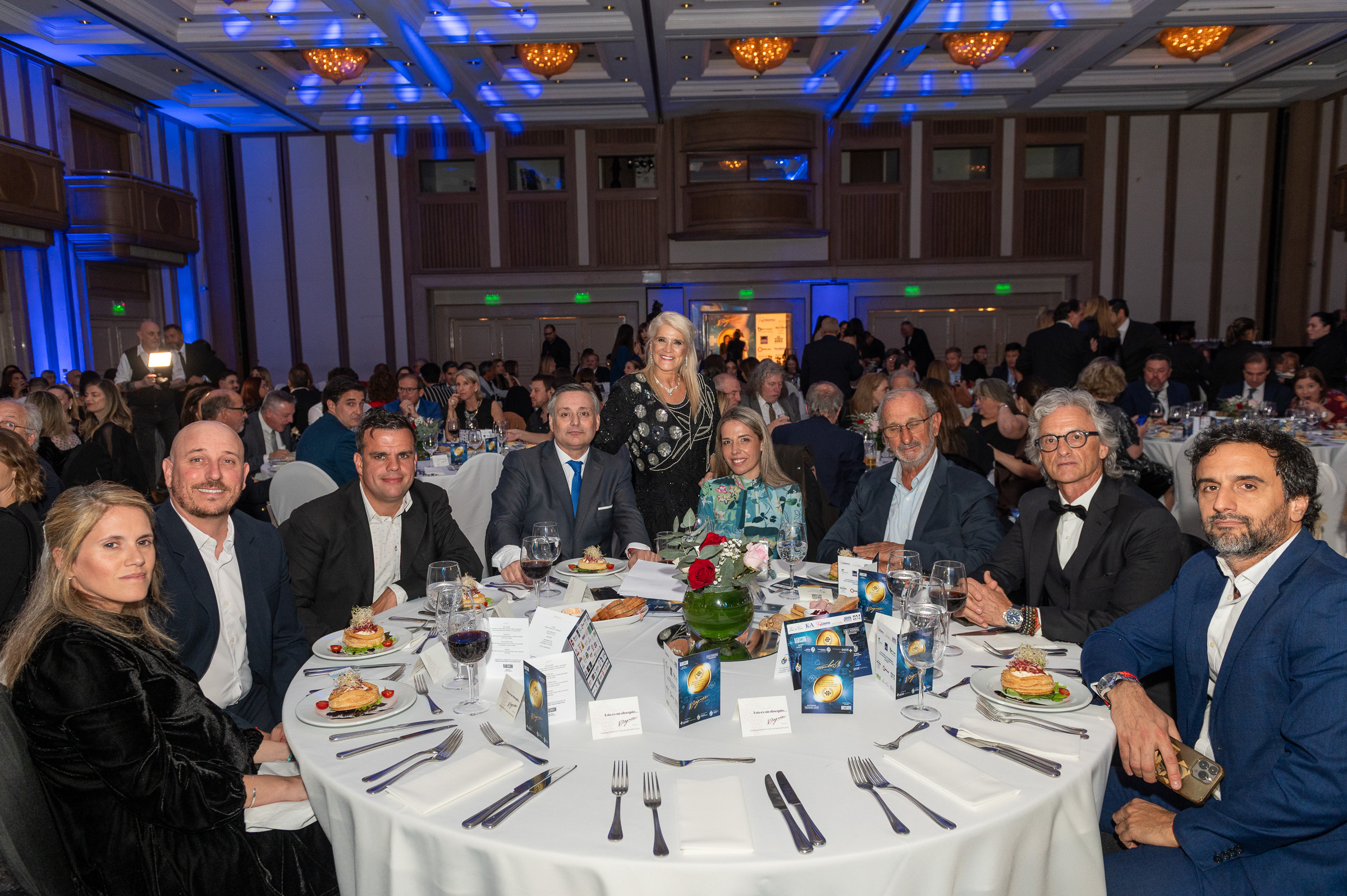Una noche de honor: reconocimiento a la ciencia y la salud del Uruguay ...